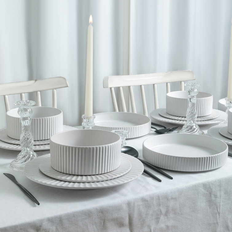 Christian Siriano Lusso 16-Piece Dinnerware Set Stoneware & Reviews | Joss & Main
